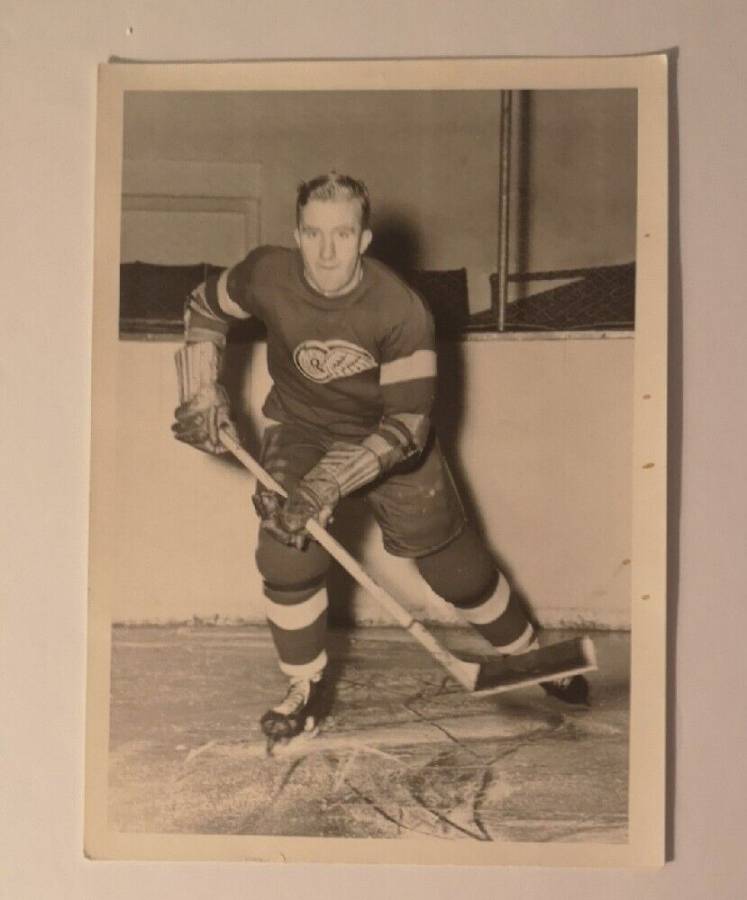 AB Collection - Boston Bruins Collection (1940-1956)