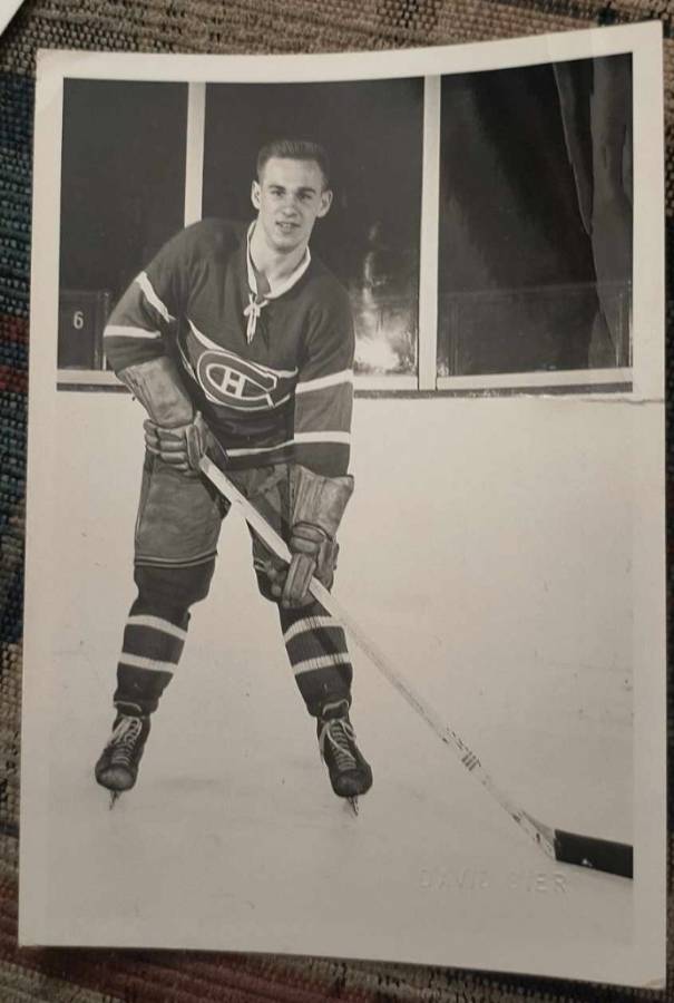 AB Collection - 4 - Vintage Hockey (1954-1961) For Sale